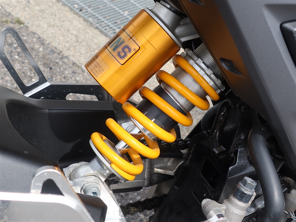 日本代購代標第一品牌【樂淘letao】－♪グロム/JC75 オーリンズ リアサスペンション/ショック HO110 (H0517Z06) 2018年式